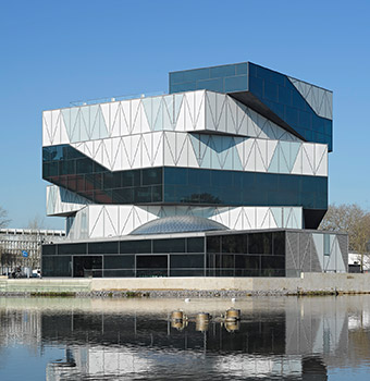 Brüstung/Fassadenelemente - Linzmeier Bauelemente GmbH